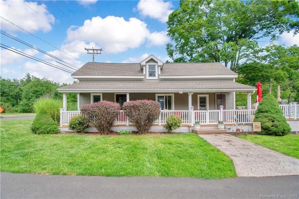 624 East Street North, Suffield, CT 06078 - See Est. Value, Schools & More