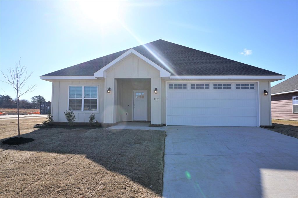 3631 Red Maple Way, Jonesboro, AR 72404 - See Est. Value, Schools & More