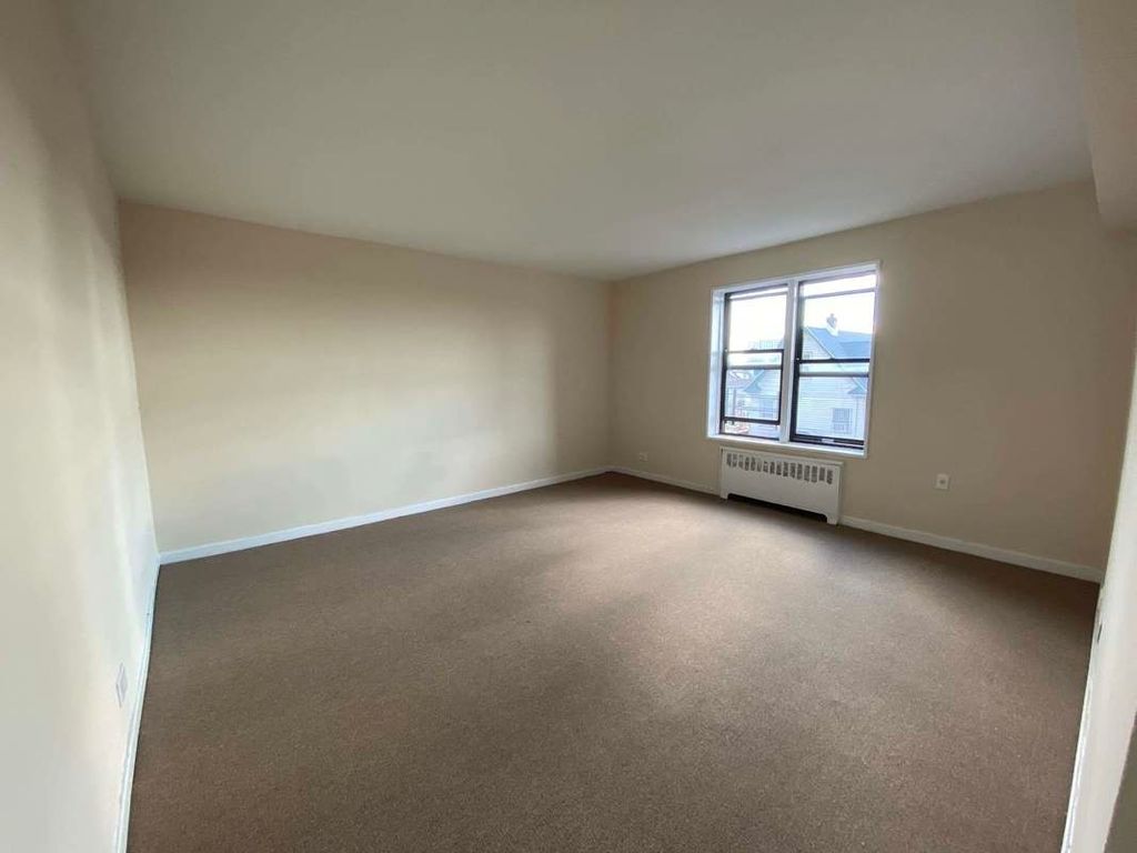 139-49 85th Dr #1A, Jamaica, NY 11435 | Trulia