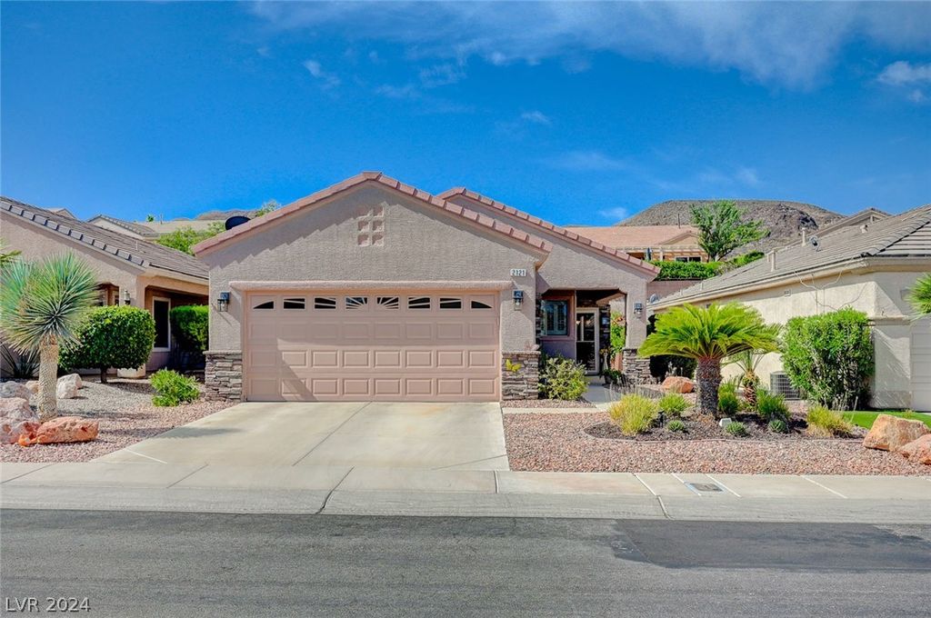 2121 Desert Woods Dr, Henderson, NV 89012 - See Est. Value, Schools & More