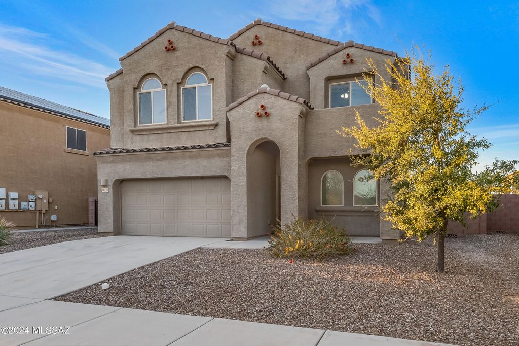 12276 W Fianchetto Dr, Marana, AZ 85653 - See Est. Value, Schools & More