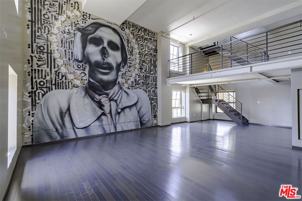 1645 Vine St #813, Los Angeles, CA 90028 - See Est. Value, Schools & More