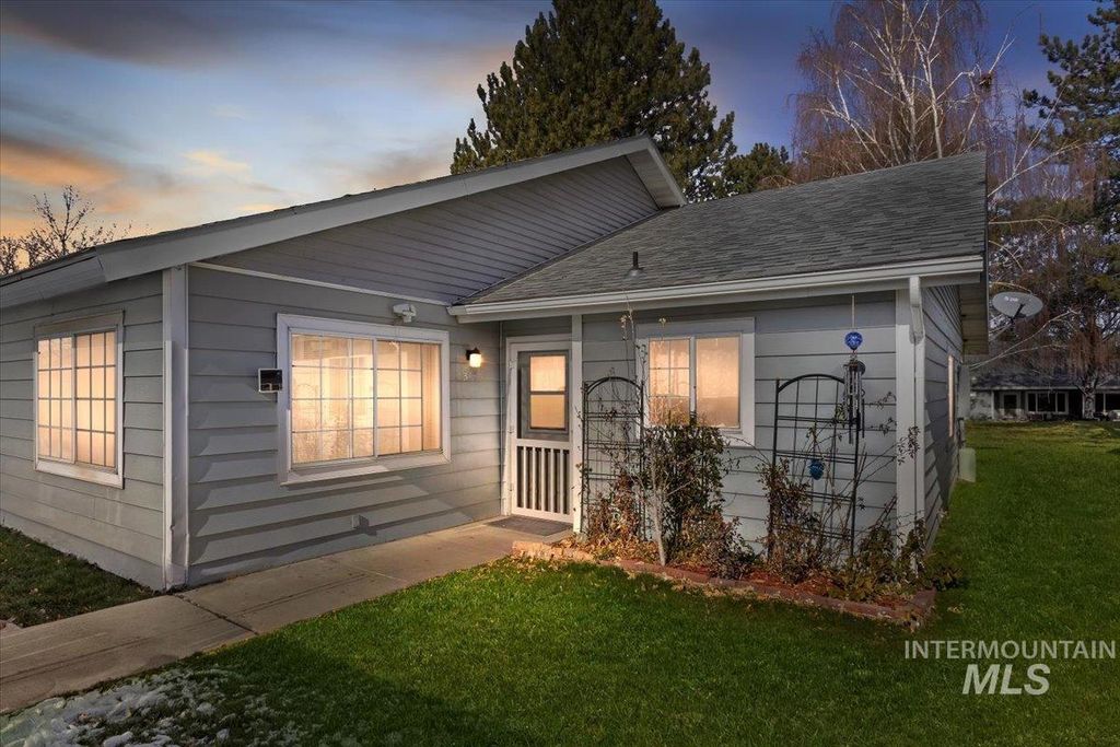 313 1/2 6th Ave N, Filer, ID 83328 | MLS# 98973235 - Trulia | Trulia