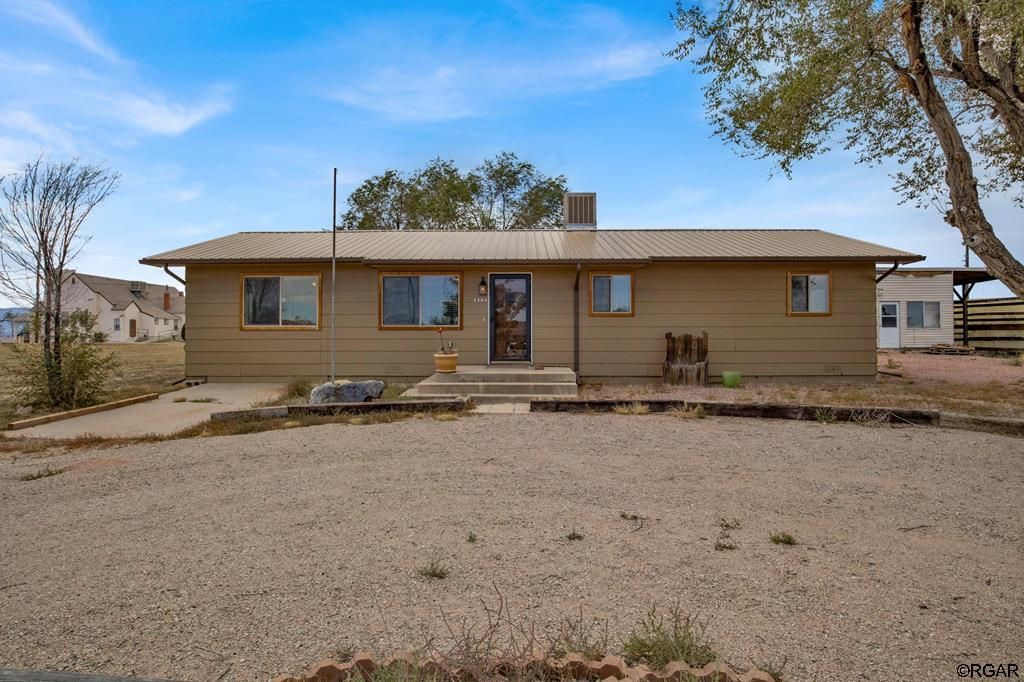 405 Hawkins St, Penrose, CO 81240 | MLS# 70415 | Trulia