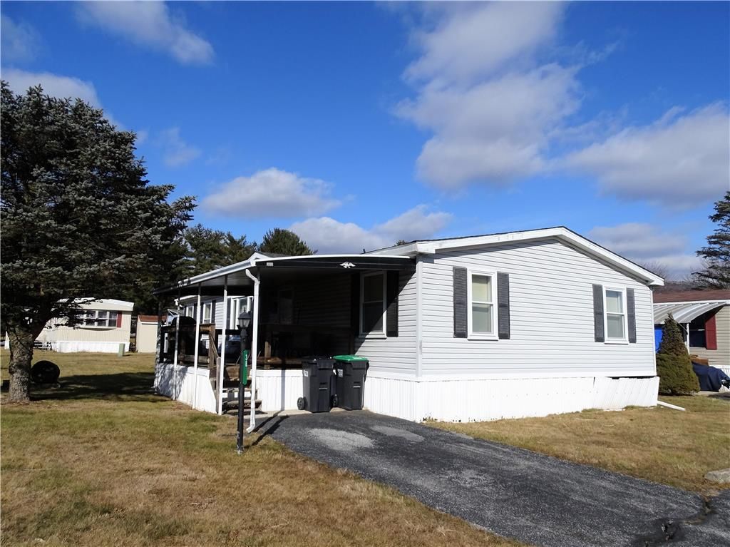 38 Derose St, Walnutport, PA 18088 - See Est. Value, Schools & More