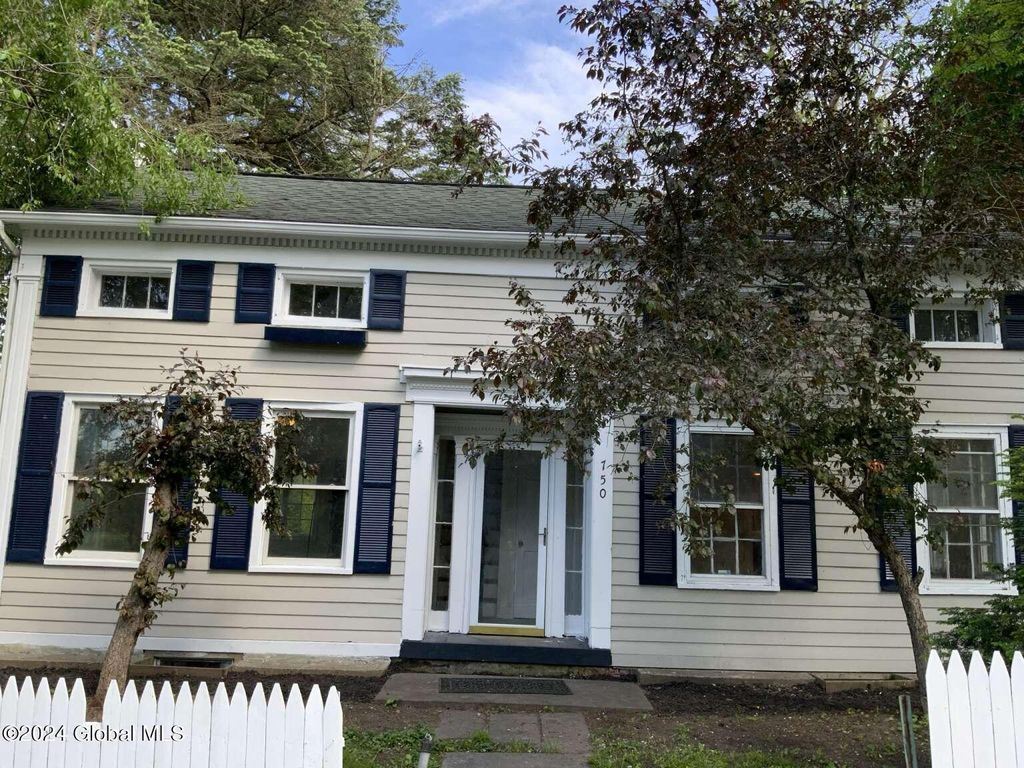 750 Route 9W, Glenmont, NY 12077 | MLS# 202418389 | Trulia