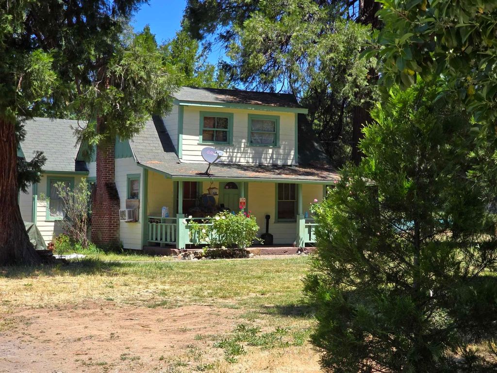 4490 Holland Loop Rd, Cave Junction, OR 97523 | MLS# 220203185 | Trulia