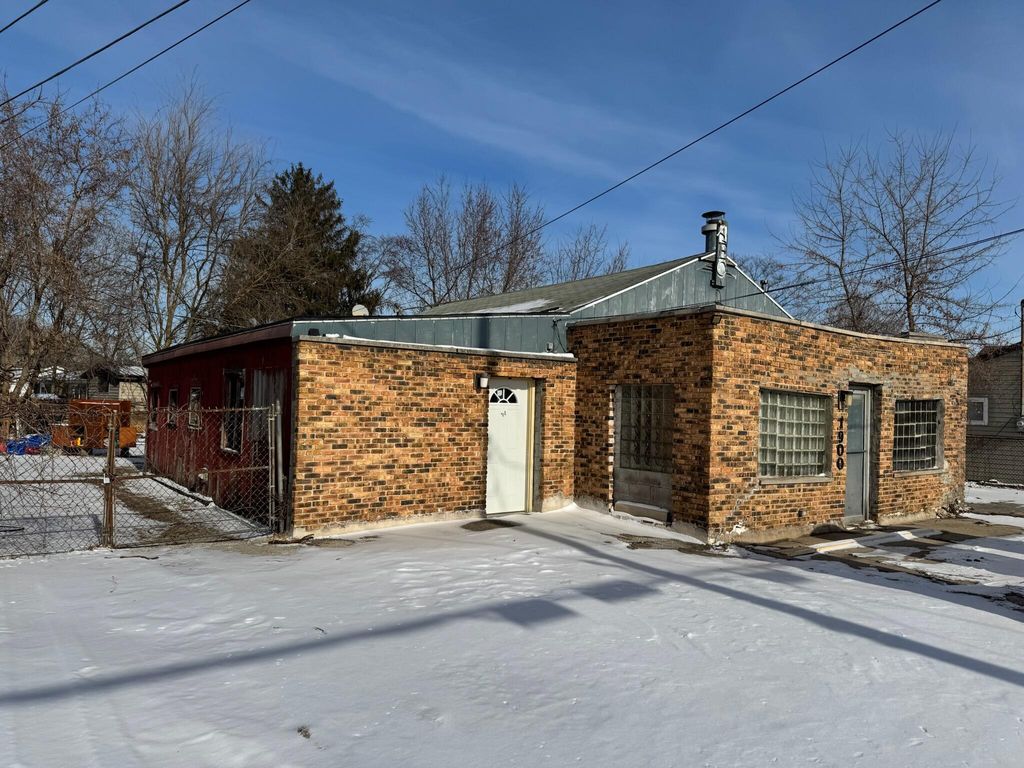 1900 W Old Ridge Rd, Hobart, IN 46342 | MLS# 833251 - Trulia | Trulia
