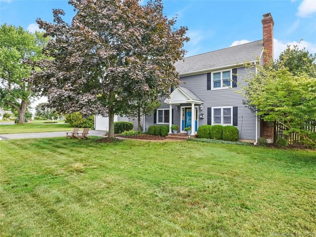 72 Ryegate Terrace, Stratford, CT 06615 - See Est. Value, Schools & More