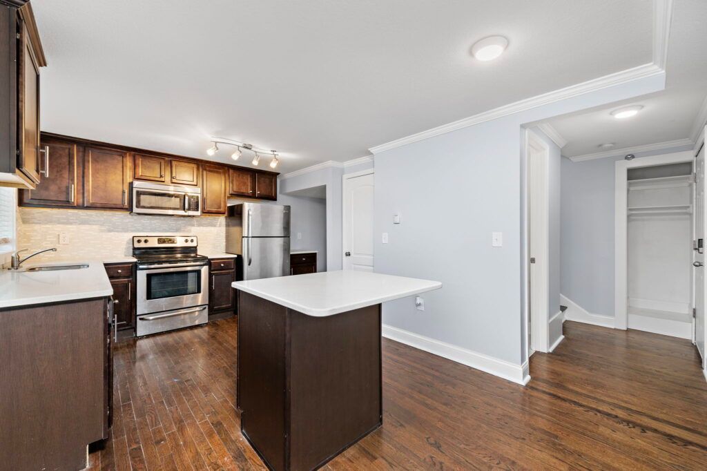 4544 Summit St #60543124, Kansas City, MO 64111 - See Est. Value ...