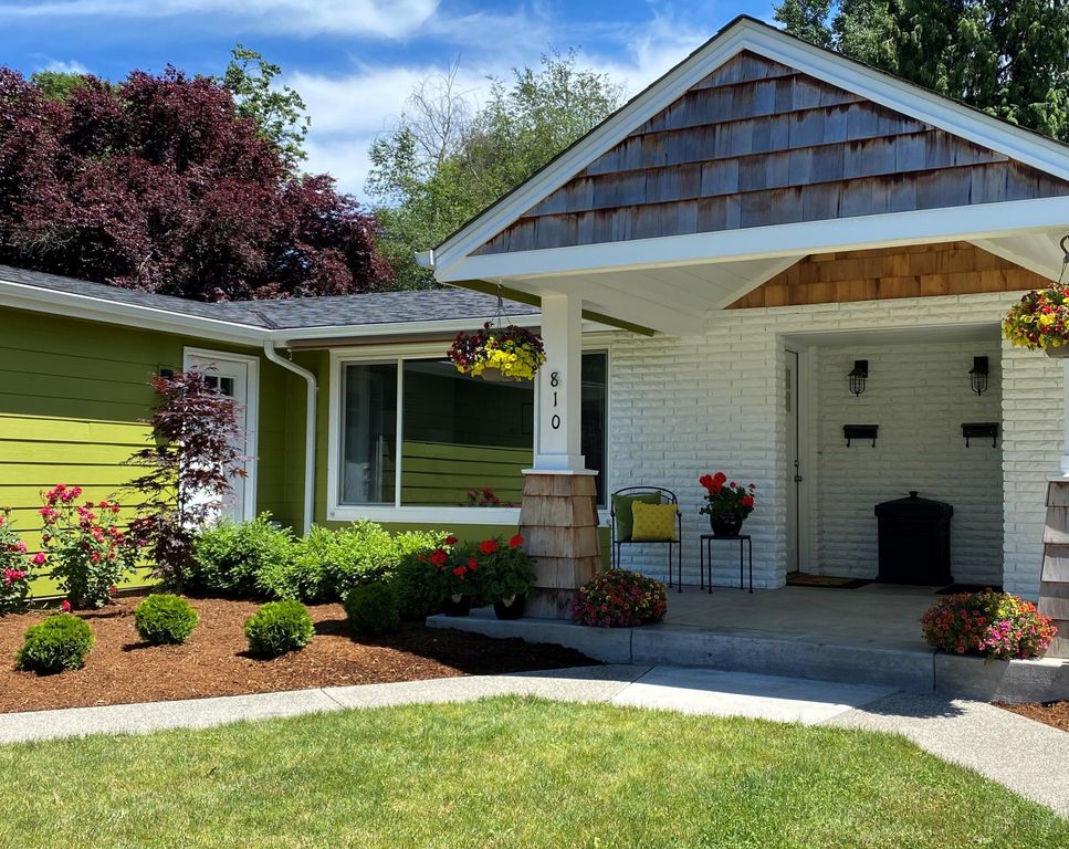 810 Garrison St NE, Olympia, WA 98506 - See Est. Value, Schools & More