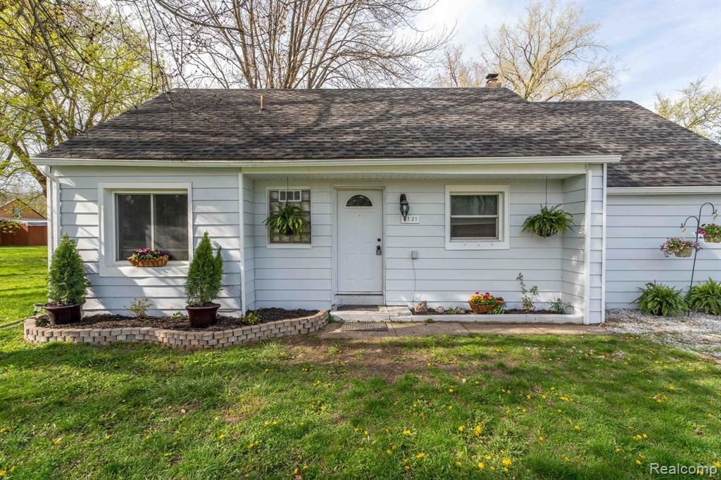 2121 Chesley Dr, Sterling Heights, MI 48310 | MLS# 20240091744 | Trulia