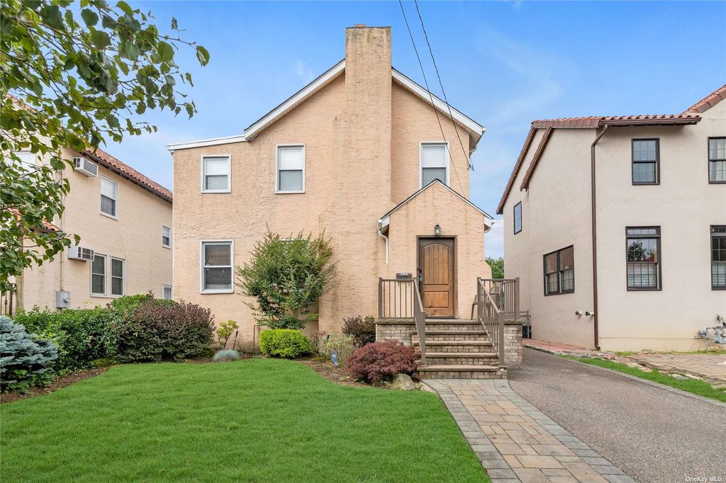 254 Bayview Avenue, Merrick, NY 11566 | Trulia