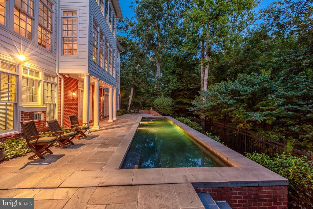 1103 Finley Ln, Alexandria, VA 22304 - See Est. Value, Schools & More