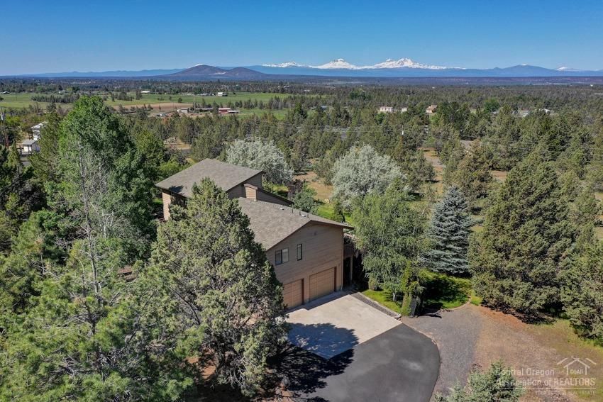 2471 NW Williams Loop, Redmond, OR 97756 - See Est. Value, Schools & More