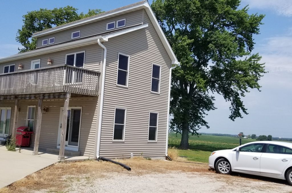 979 N 24th Rd #2, Oglesby, IL 61348 | Trulia 979 N 24th Rd #2, Oglesby, IL 61348 | Trulia