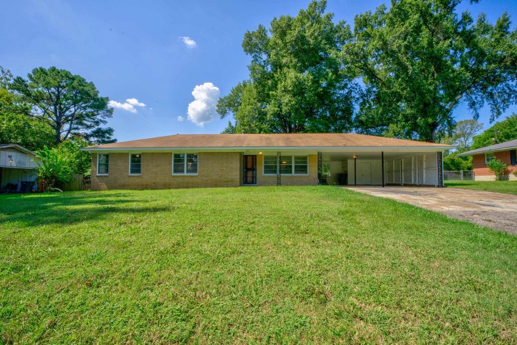 877 Richland Dr #155, Memphis, TN 38116 - See Est. Value, Schools & More