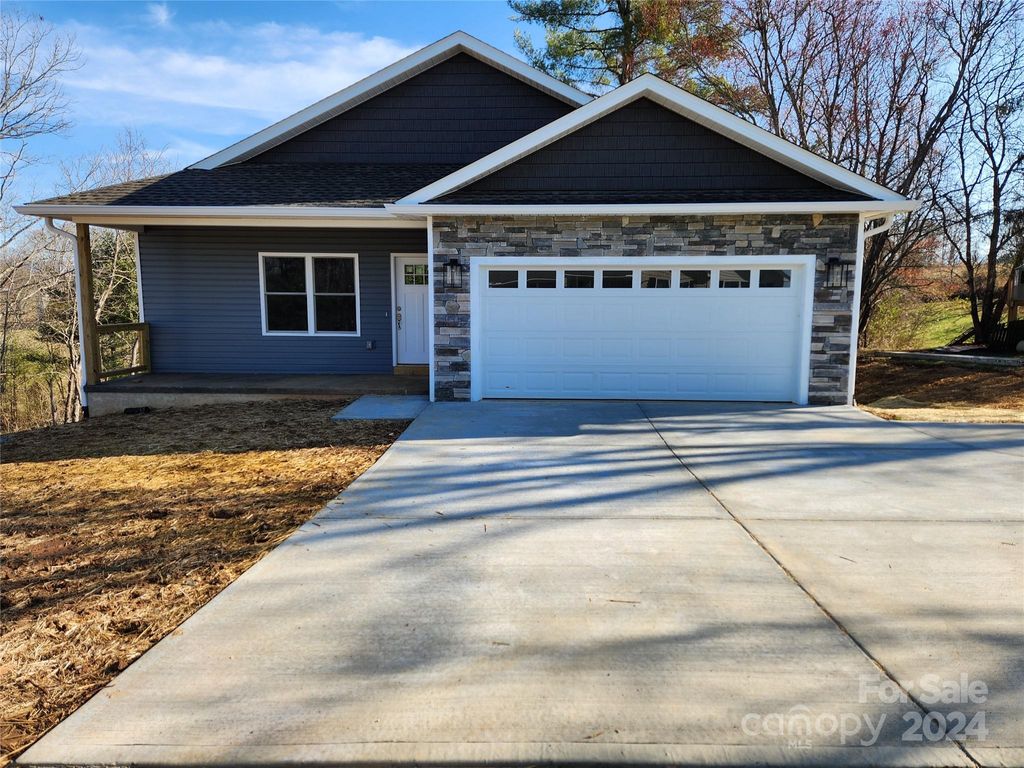 47 Eller Ford Rd, Weaverville, NC 28787 - See Est. Value, Schools & More