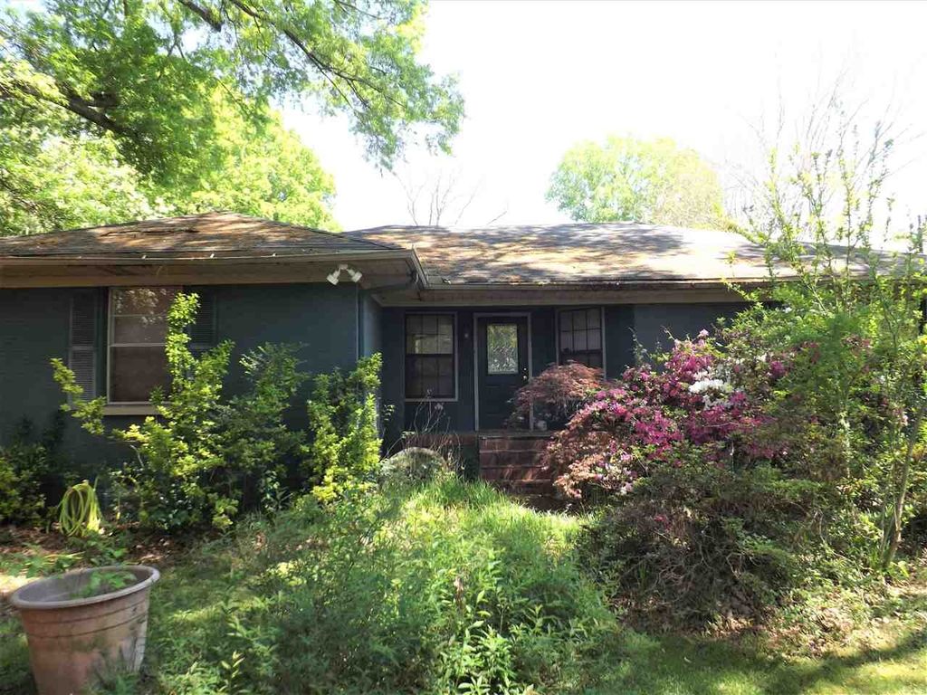 100 N White Station Rd #2, Memphis, TN 38120 - See Est. Value, Schools ...