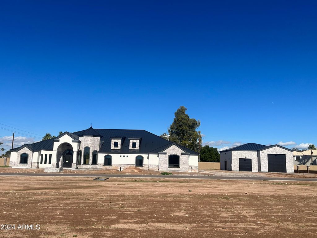 3622 E Mallory Cir, Mesa, AZ 85213 - See Est. Value, Schools & More