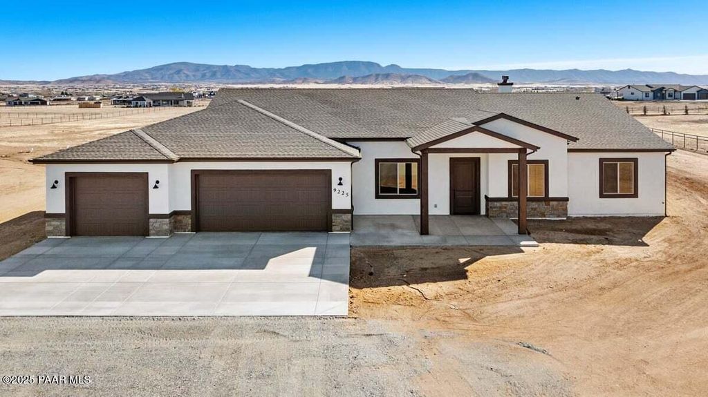 9225 N Copperfield Pkwy, Prescott Valley, AZ 86315 - See Est. Value, Schools & More