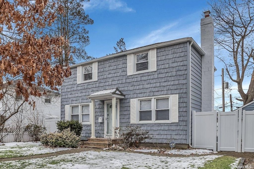 275 Merrick Avenue, Merrick, NY 11566 | Trulia