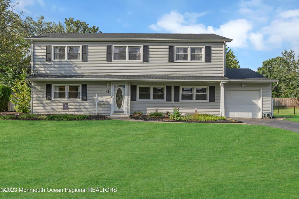 25 Sheffield Drive, Manalapan, NJ 07726 - See Est. Value, Schools & More