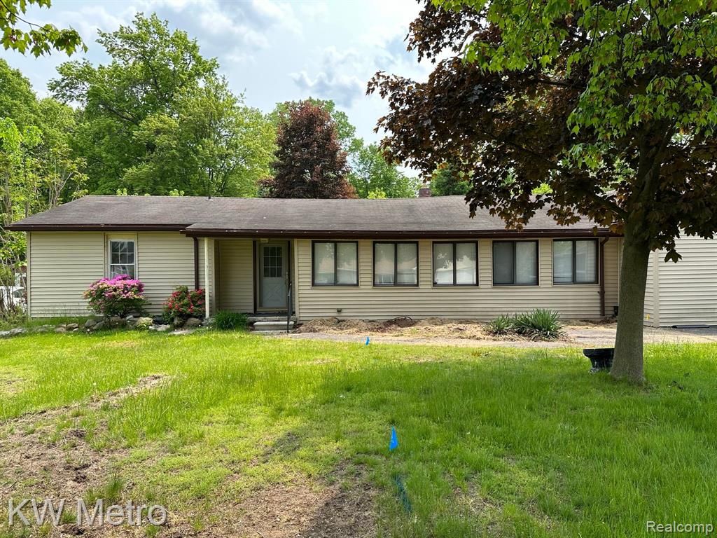 1436 Hartwig Dr, Troy, MI 48085 | MLS# 20240017860 | Trulia