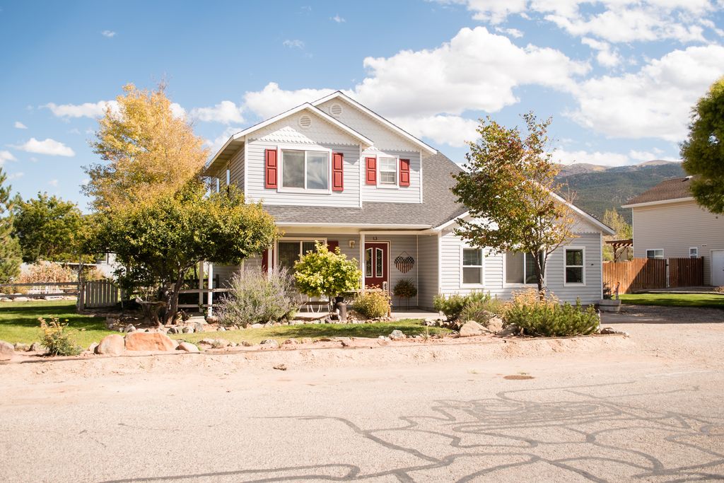4792 N Oregon Trl, Enoch, UT 84721 - See Est. Value, Schools & More