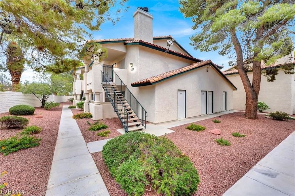 1325 Cinder Rock Dr #201, Las Vegas, NV 89128 - See Est. Value, Schools ...