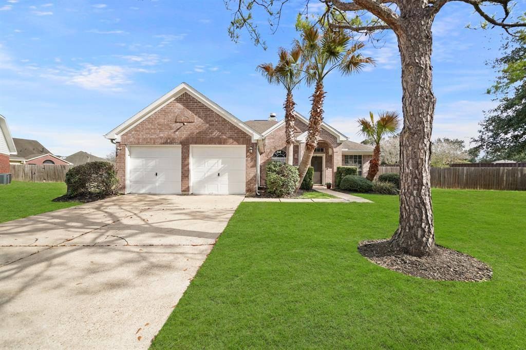 4502 Twin Timber Ct, Fresno, TX 77545 - See Est. Value, Schools & More