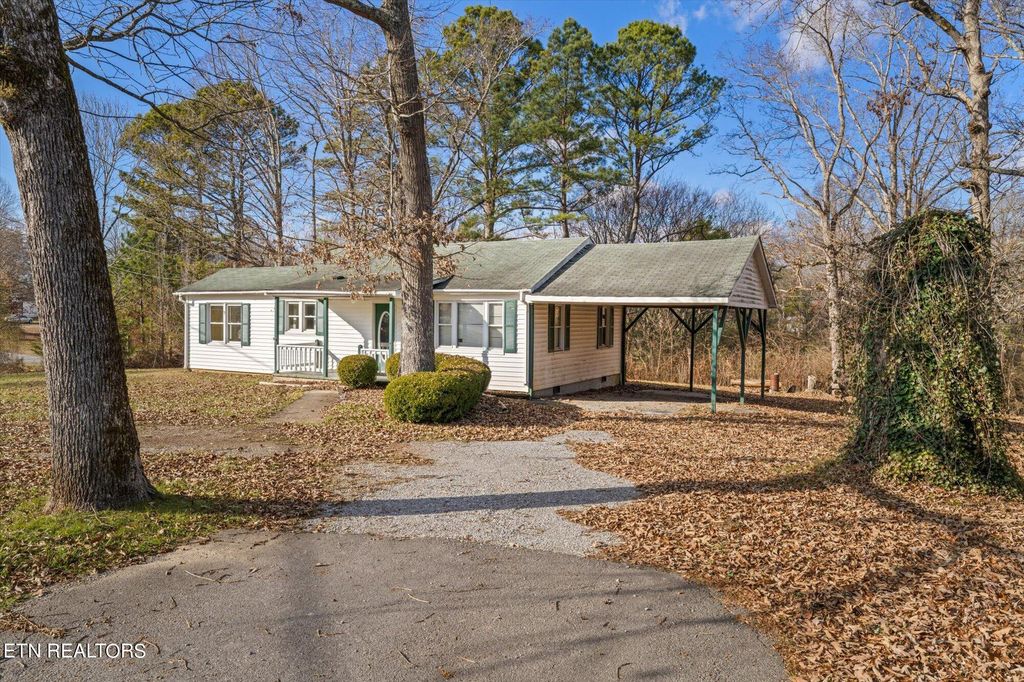 3306 Highway 411, Madisonville, TN 37354 - See Est. Value, Schools & More