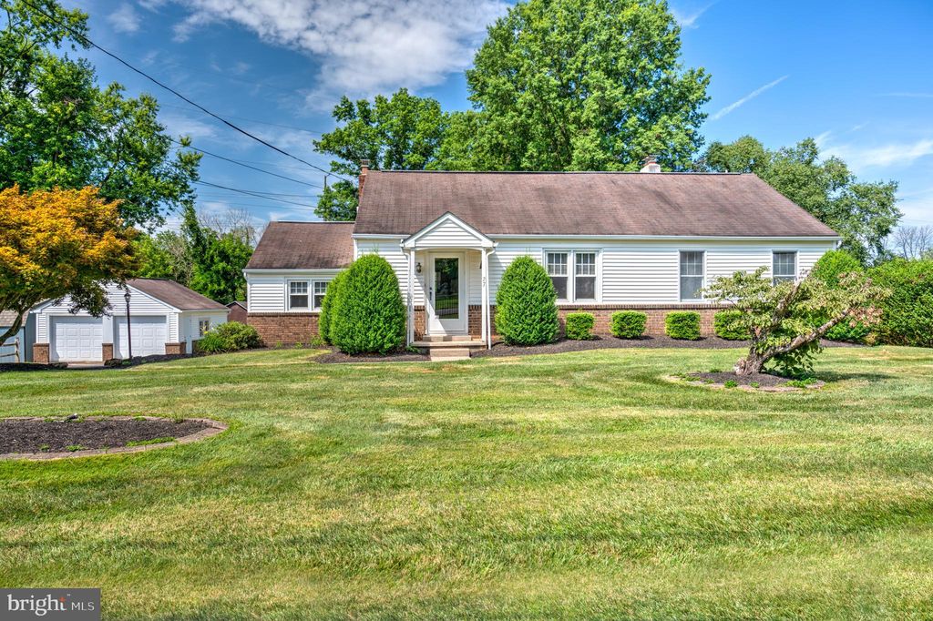 27 Longview Rd, Linfield, PA 19468 - See Est. Value, Schools & More