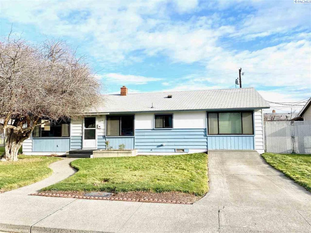 1817 N 12th Ave, Pasco, WA 99301 | Trulia