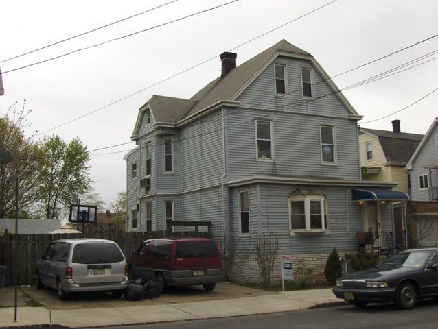 185 Lewis St, Perth Amboy, NJ 08861 - See Est. Value, Schools & More