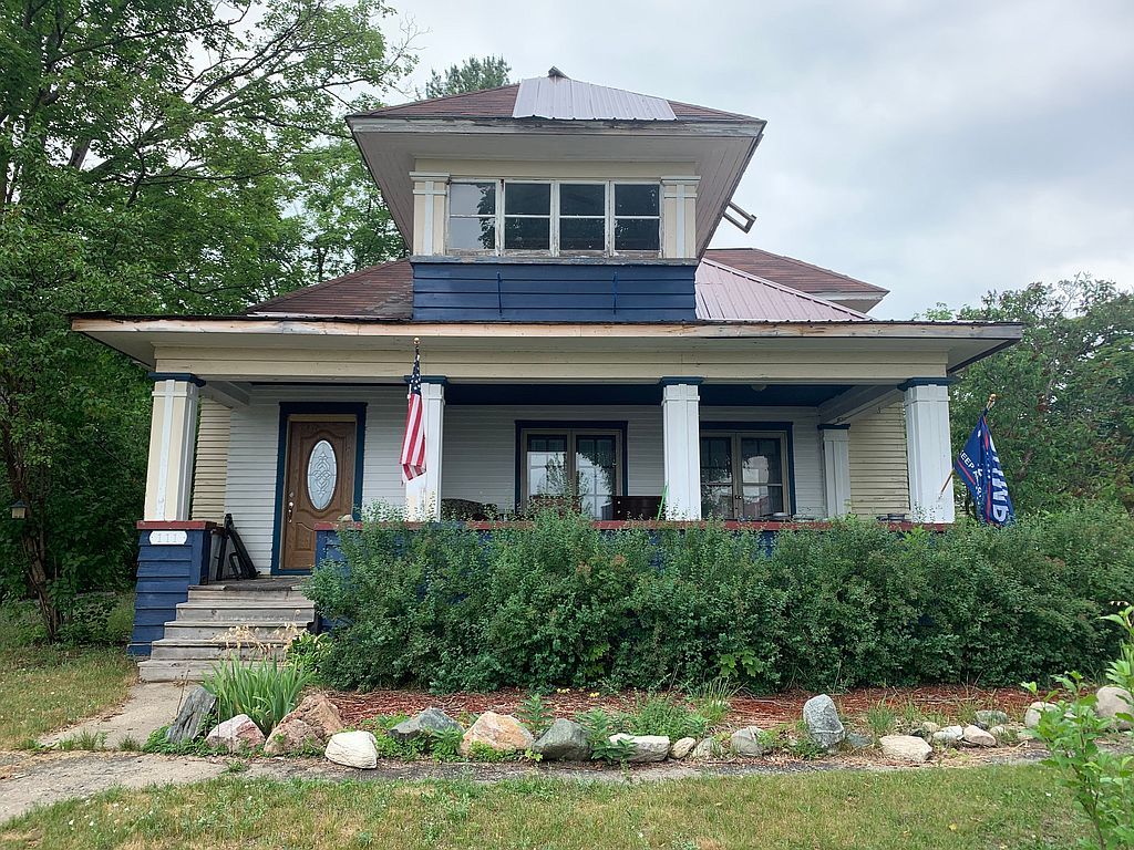 111 Esterly St, East Jordan, MI 49727 | Trulia