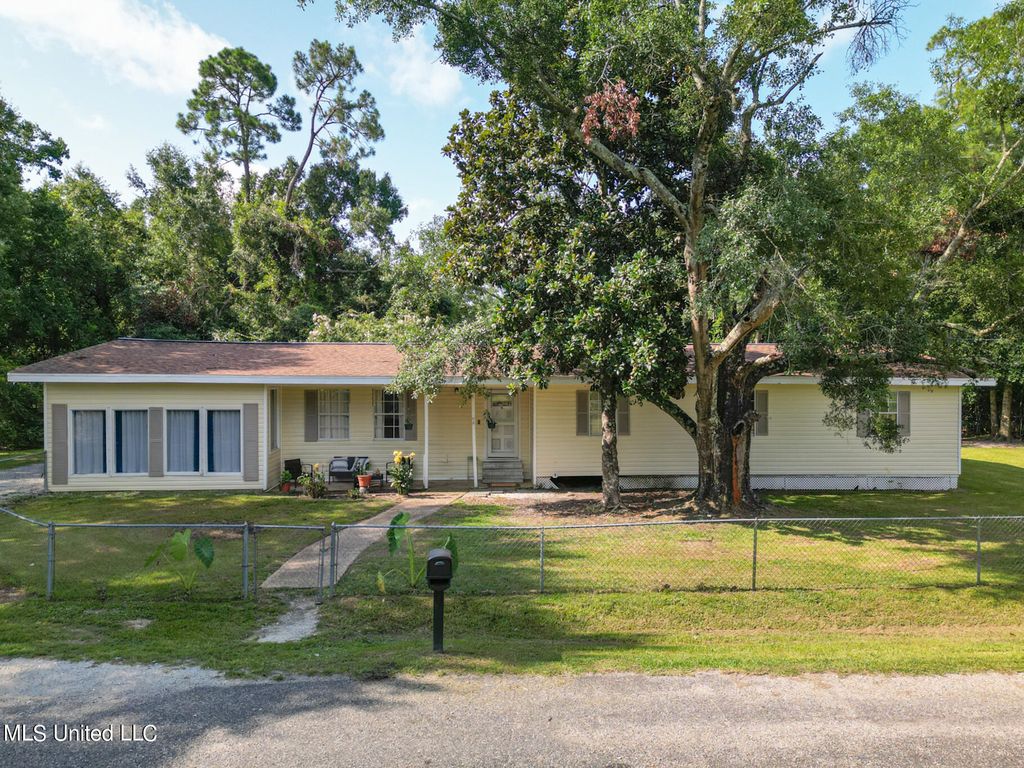 22107 Turan St, Pass christian, MS 39571 | MLS# 4053757 | Trulia