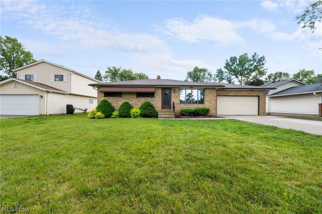 24870 Columbus Rd, Bedford Heights, OH 44146 - See Est. Value, Schools ...
