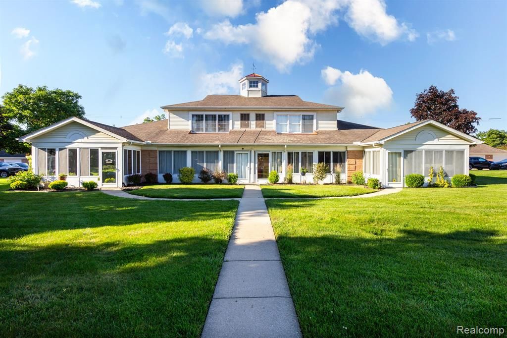8217 Grays Dr #C3, Grosse Ile, MI 48138 | MLS# 20240046518 | Trulia