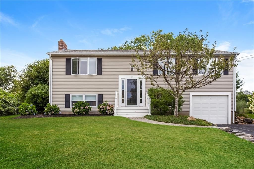 114 Breakwater Rd, South Kingstown, RI 02879 - See Est. Value, Schools ...