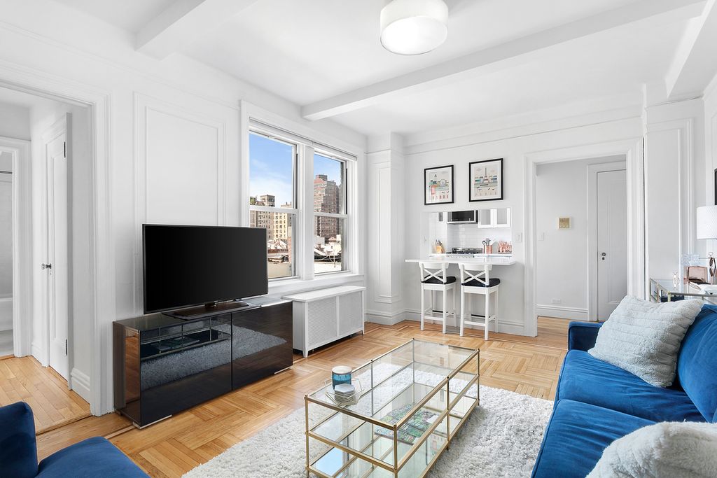 170 W 81st St #7C, New York, NY 10024 - See Est. Value, Schools & More