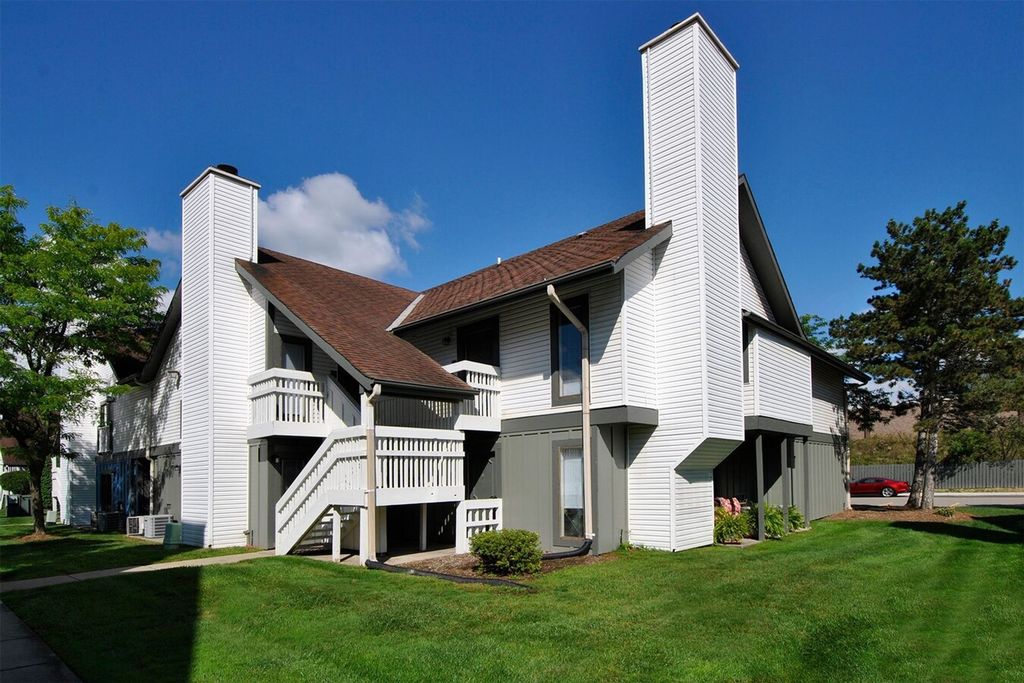 2600 Livernois Rd #13-1302, Troy, MI 48083 - See Est. Value, Schools & More