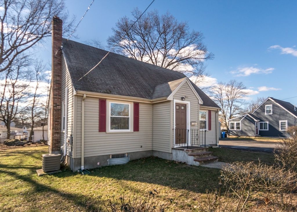 1166 Trapelo Rd, Waltham, MA 02451 | MLS# 73200436 | Trulia