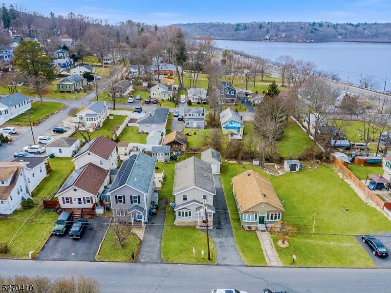 14 Woodsedge Ave, Budd Lake, NJ 07828 - See Est. Value, Schools & More