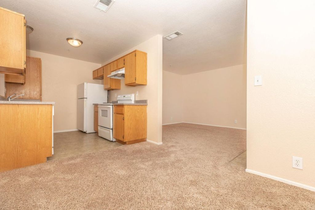 1801 E Rimrock Rd #F25, Barstow, CA 92311 - See Est. Value, Schools & More