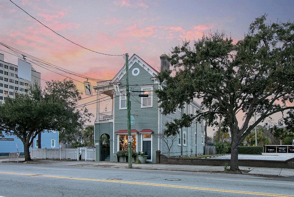 240 Calhoun St, Charleston, SC 29401 | MLS# 24006206 | Trulia