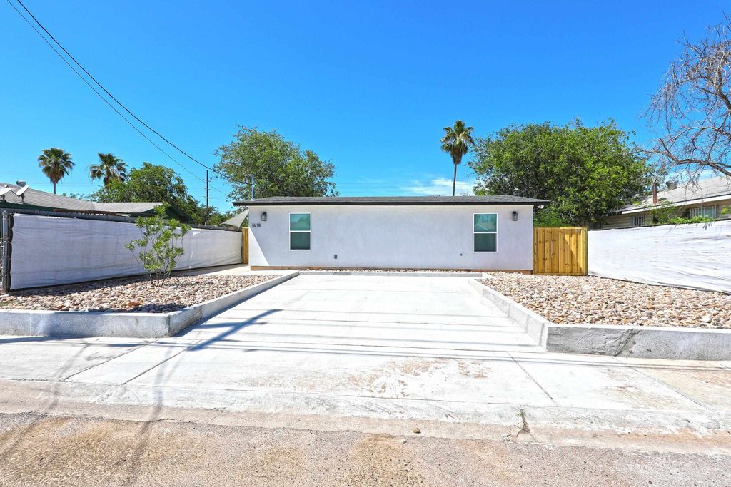 1618 Jefferson St, Laredo, TX 78040 - See Est. Value, Schools & More