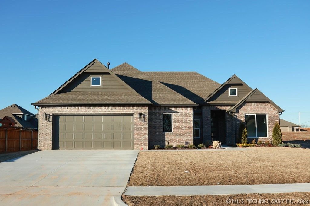 908 E Jacksonville St, Broken Arrow, OK 74012 - See Est. Value, Schools ...