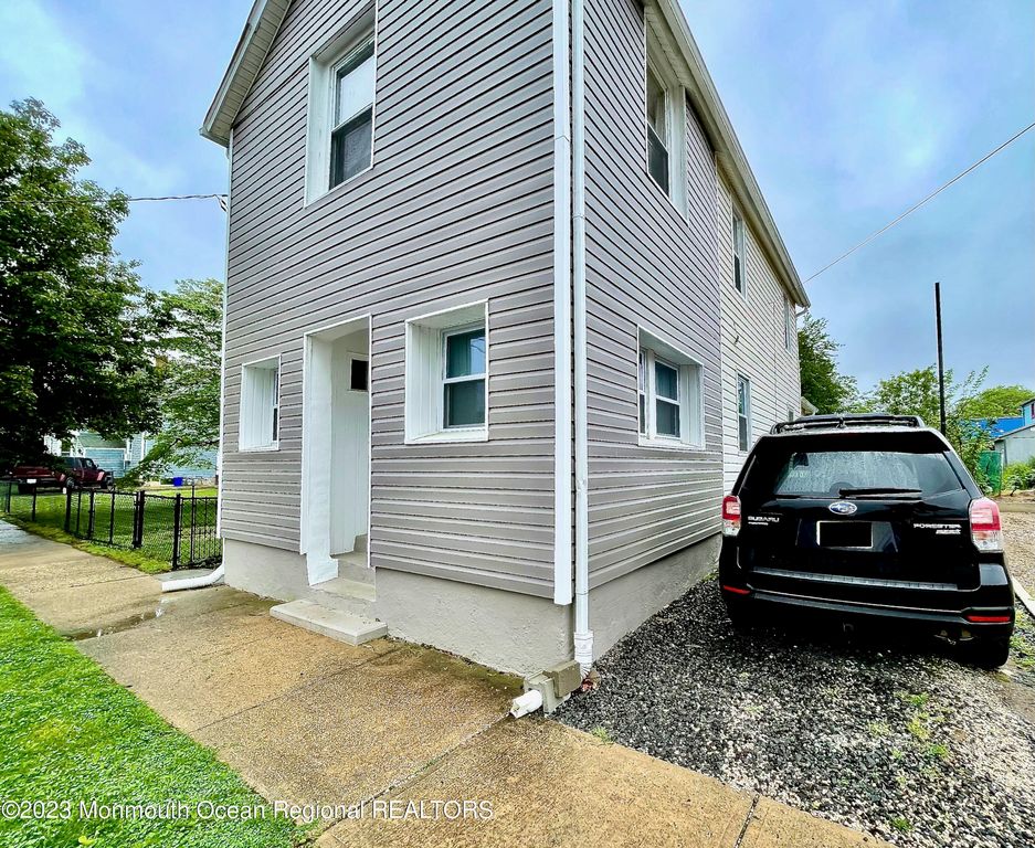 51 Leonard Street, Red Bank, NJ 07701 - See Est. Value, Schools & More
