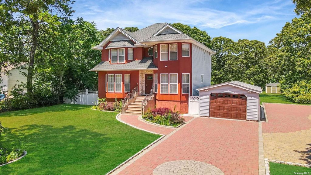 69 Hollywood Avenue, Selden, NY 11784 | MLS# 3563823 | Trulia